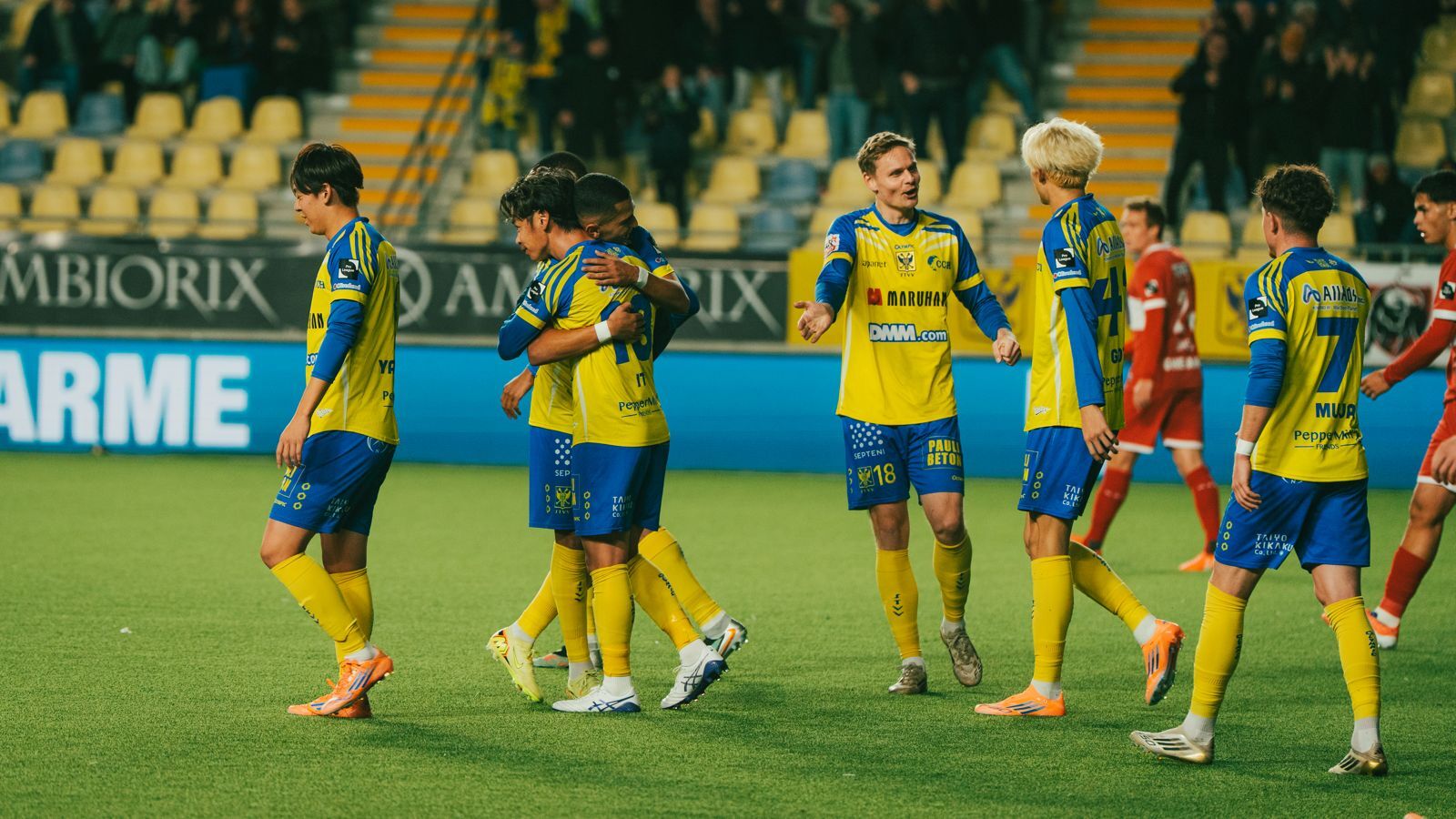 STVV wint met 1-0 en vergeet zichzelf te belonen met 2-0 - Truiensnieuws.be
